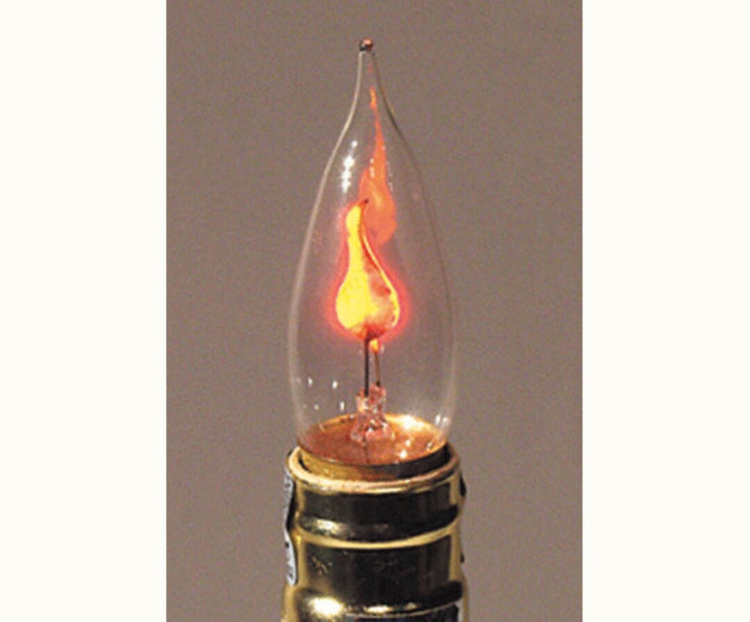 3.5 Watt Flicker Light Bulb Clear Glass Flame Tip Regular Size Socket ...