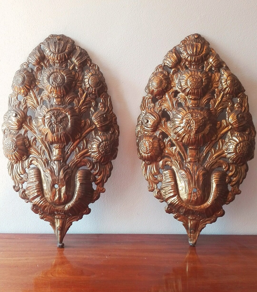 Pair of Italian Screens From the 19th Century. Hammered Bronze - Etsy
