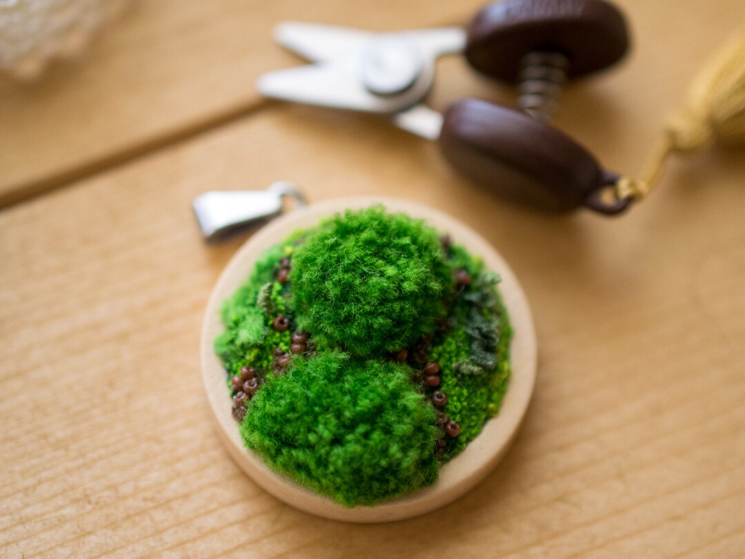 Moss Necklace. Hand Embroidered Necklace. Woodland Jewelry. Embroidered ...