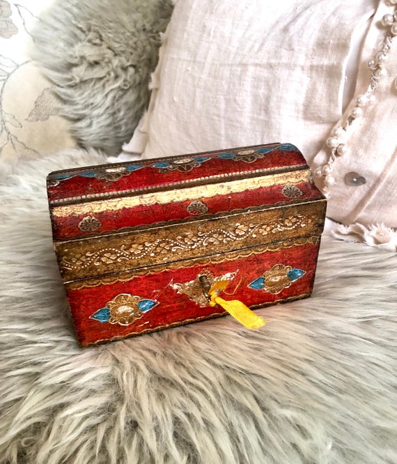 Italian Florentine Red, Blue and Gold Decorated Jewel… - Gem