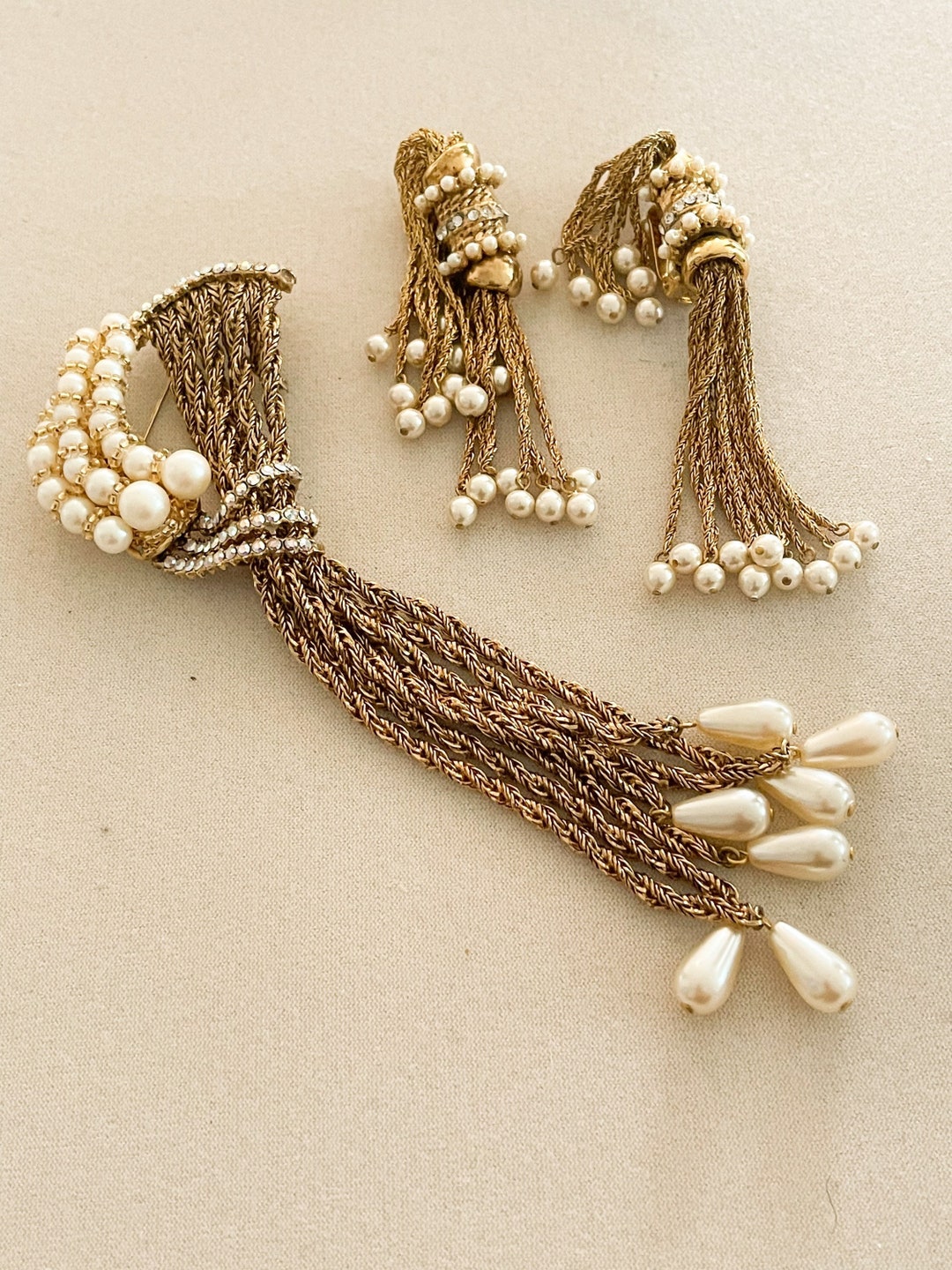 Vintage Dramatic Tassel Pin and Earrings Set - Etsy