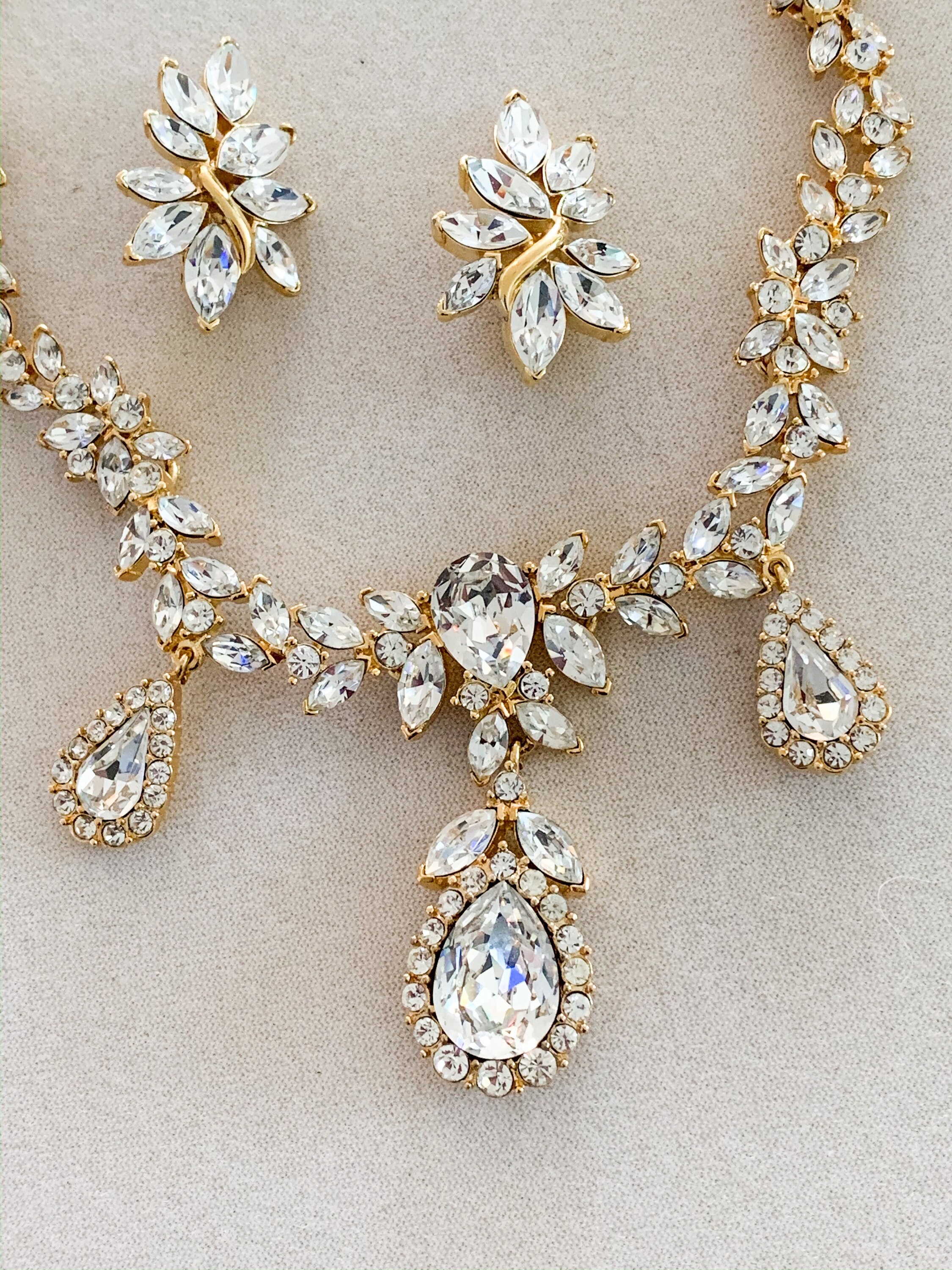 Trifari Vintage Rhinestone Teardrop Necklace - Etsy