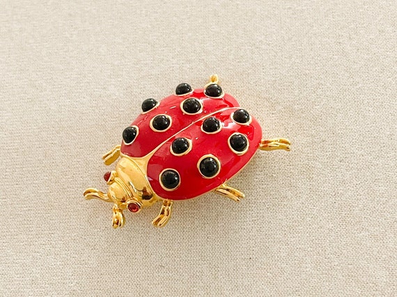 Vintage Trifari Ladybug Pin - Gem