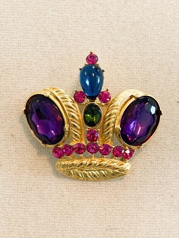vintage crown trifari - Gem