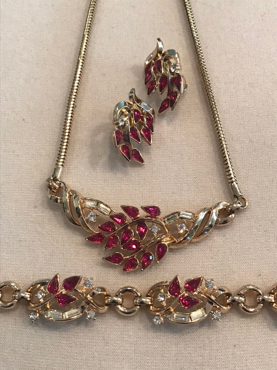 Trifari Vintage Ruby Red Alfred Philippe Rhinestone N… - Gem