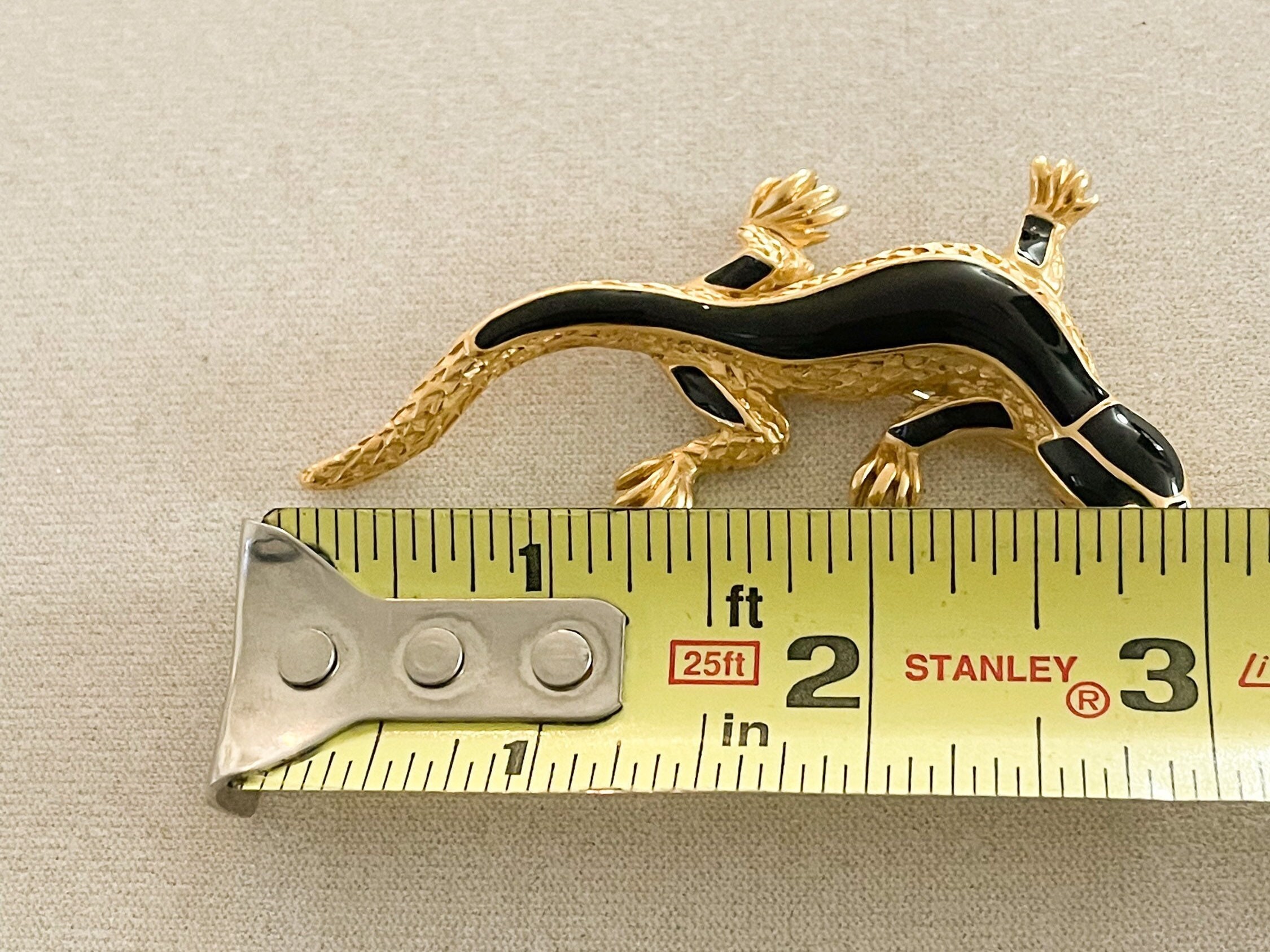 Vintage Trifari Lizard Pin - Etsy