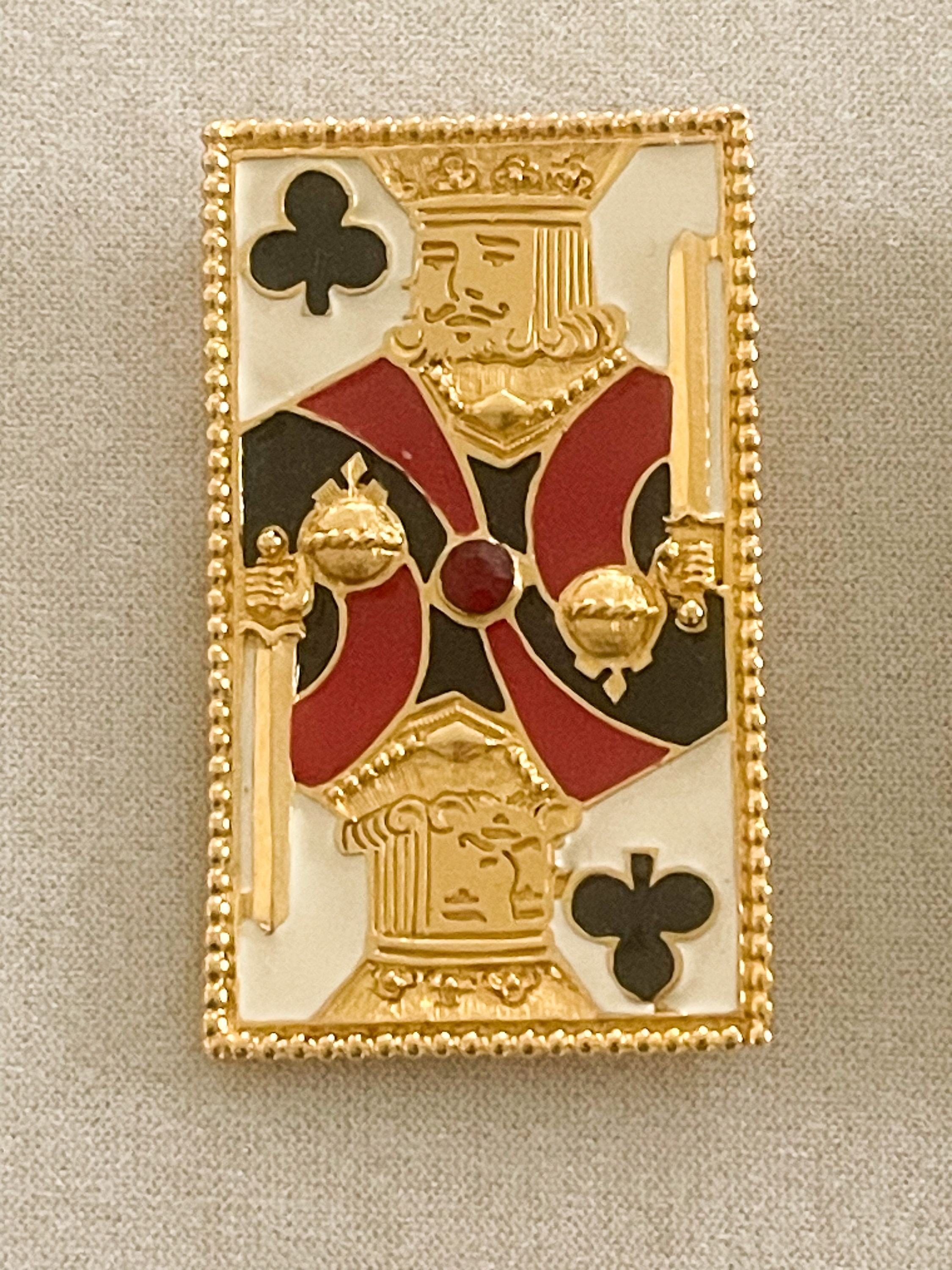 Vintage Trifari King and Queen Pin & Earring Set - Etsy