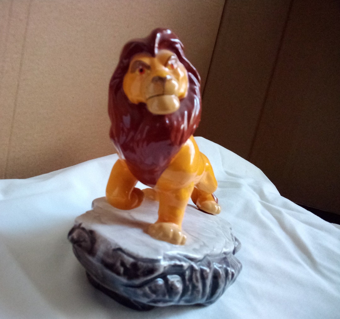 Disney Lion King Mufasa / Simba on Pride Rock Ceramic Figurine ...