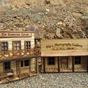 O Scale 1:43 Miniature Tombstone Epitaph Arizona Territory 1881 OK ...