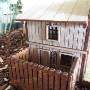 HO Scale Old West Gunsmith Building 1:87 Miniature Western Rustic Train ...