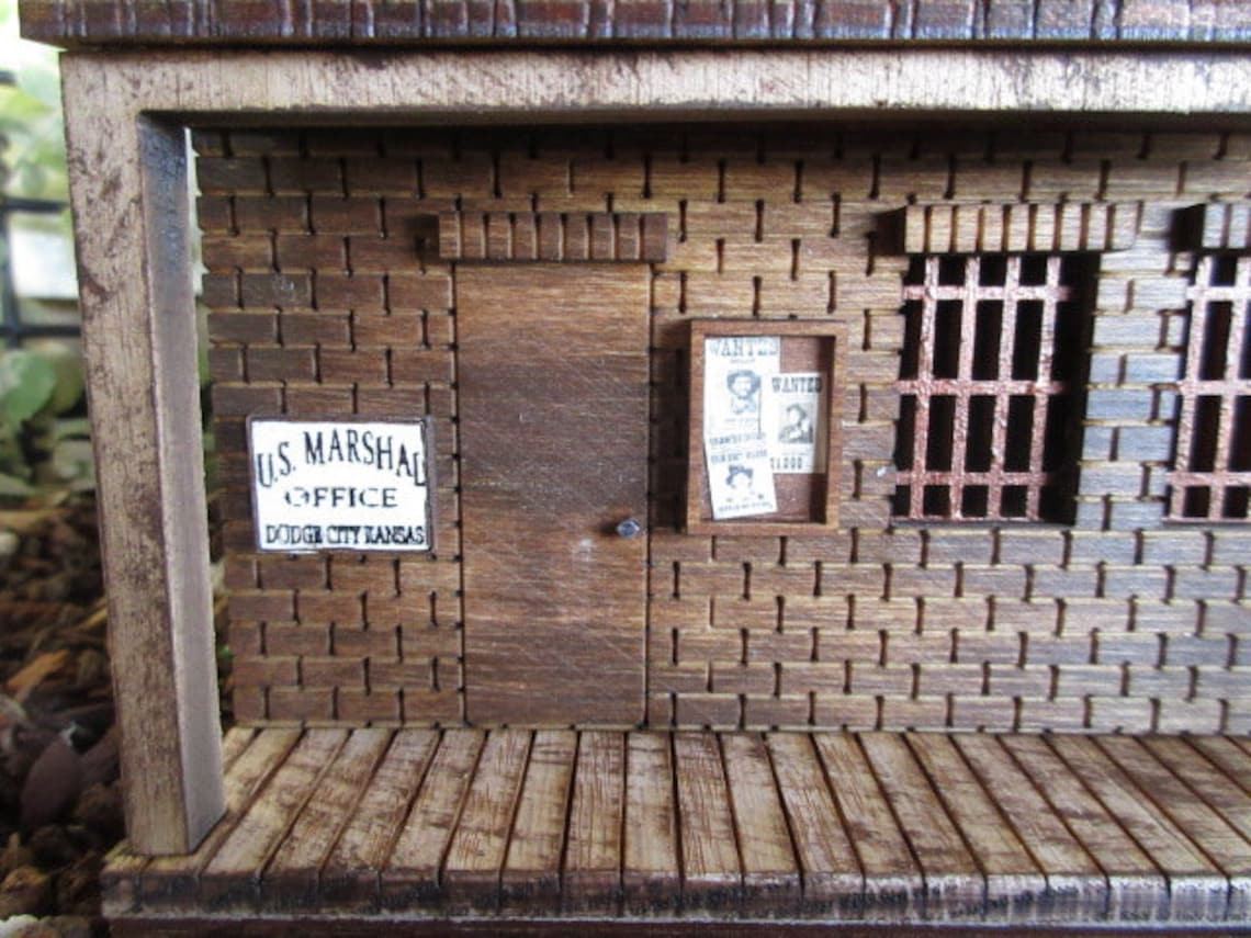 O Scale Miniature Gunsmoke Dodge City Marshal Office/jail Matt Dillon ...
