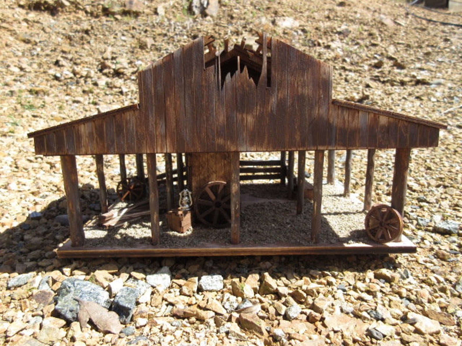 O Scale Miniature Lonesome Dove Barn Captain Call, Gus Mccrae, Texas ...