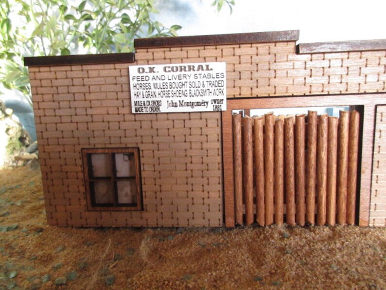 O Scale 1:43 Miniature Tombstone 1881 OK Corral Wyatt Earp, American ...