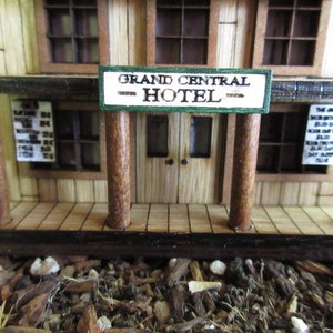 HO Scale 1:87 Grand Central Hotel, Deadwood, Old West Miniature Rustic ...