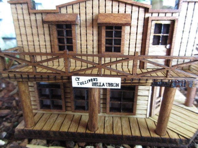 HO Scale Deadwood The Bella Union Saloon — Old West Miniatures
