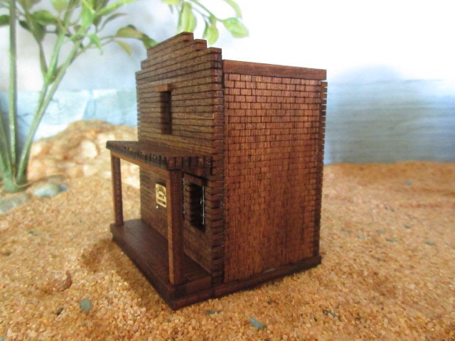 HO Scale Gunsmoke Dodge City Marshal Office/Jail — Old West Miniatures