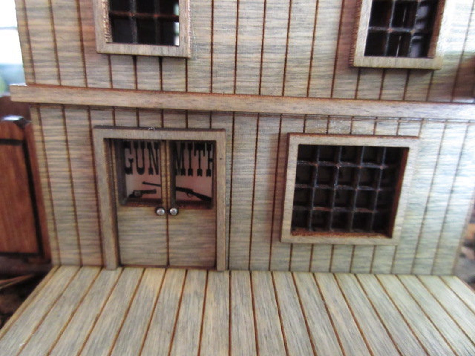 HO Scale Old West Gunsmith Building 1:87 Miniature Western Rustic Train ...