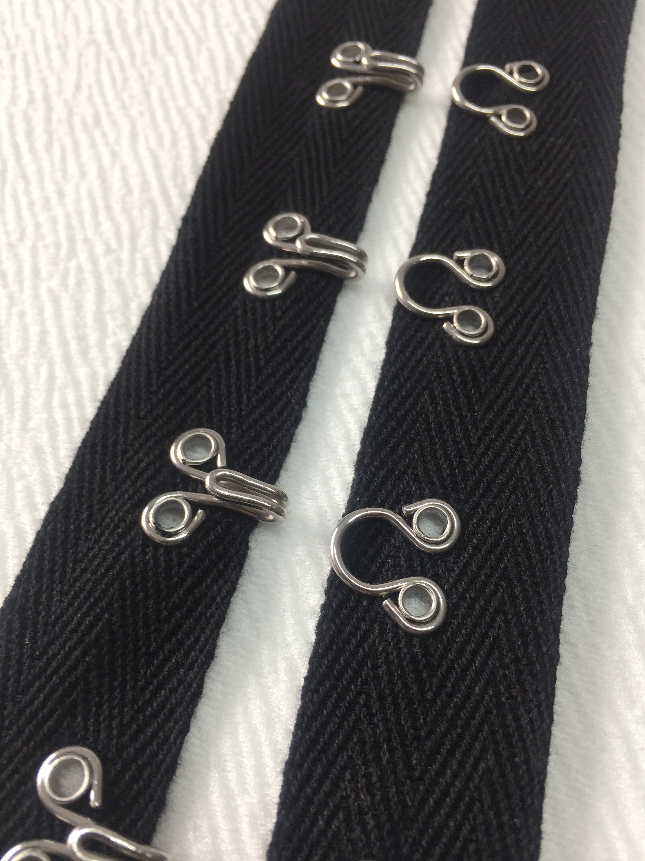 HOOK and EYE 20mm 2cm Tape Fastener Black & White Corset Bra Lingerie ...