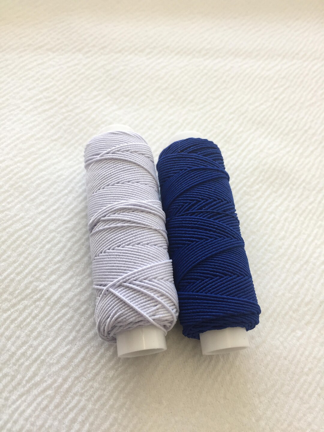 Shirring Shearing Pack of 2 Reels, White & Royal, Elastic Thread 20 ...