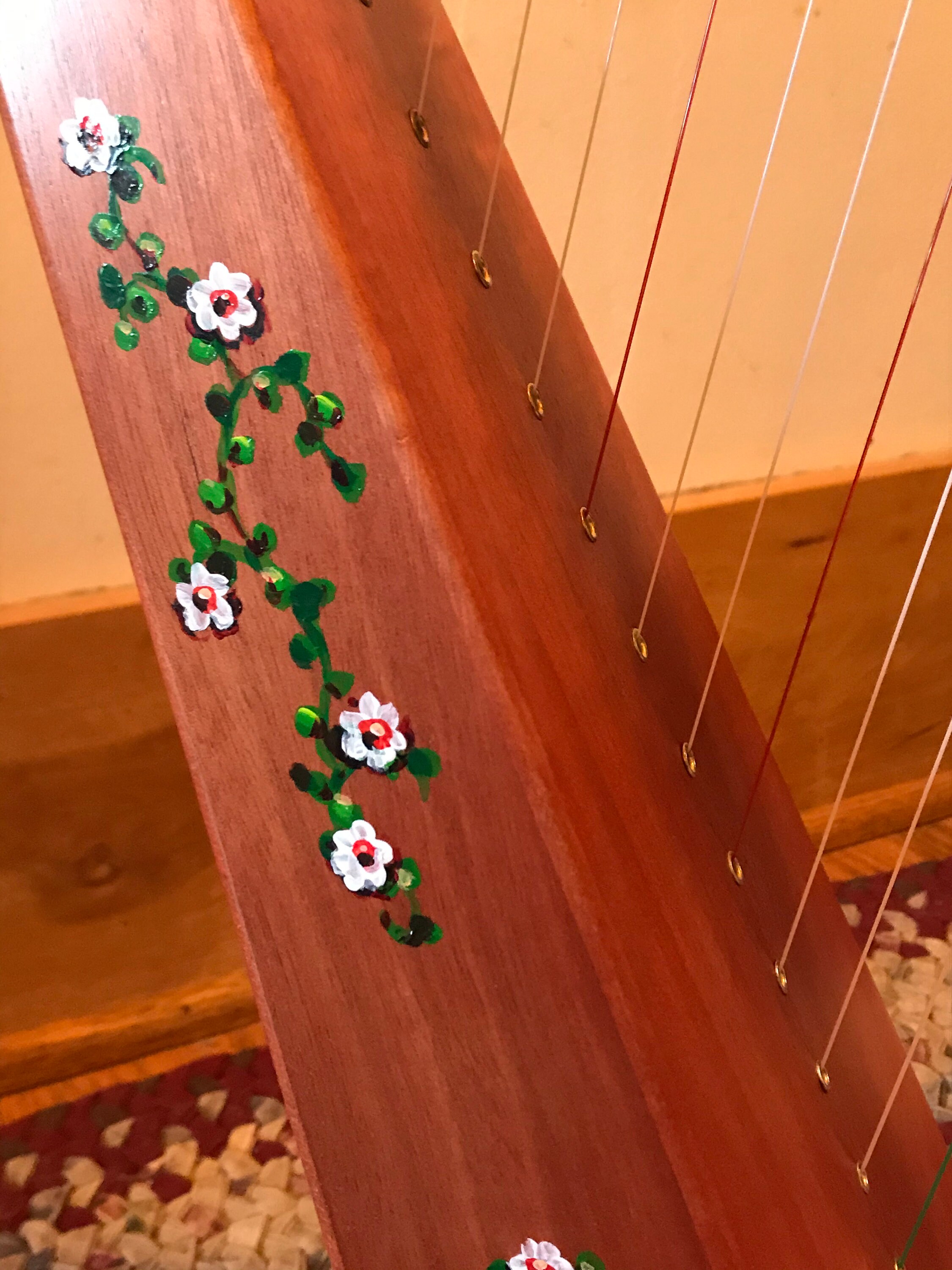 Hand-decorated Celtic irish Harp 15-string Daisy Vine - Etsy