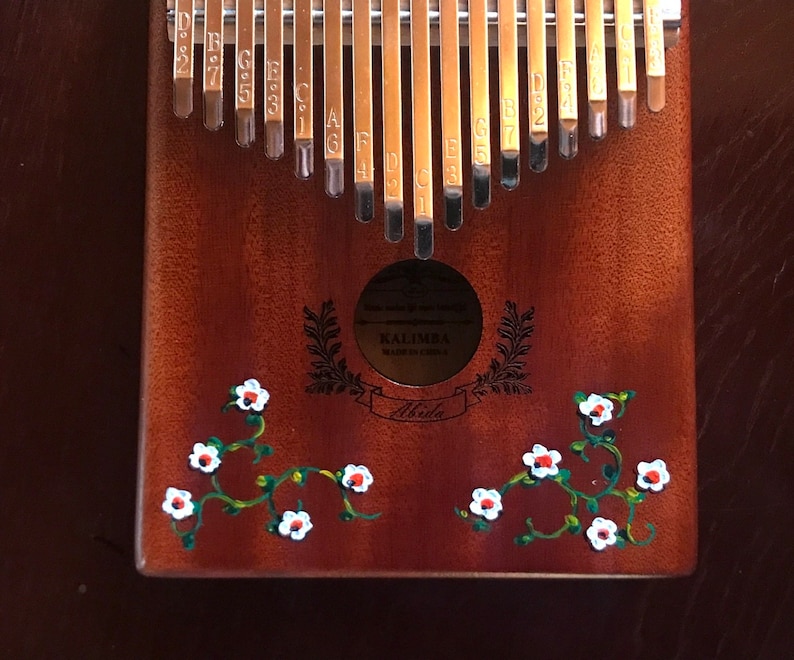 Hand-decorated Kalimba Daisy Vine Design - Etsy