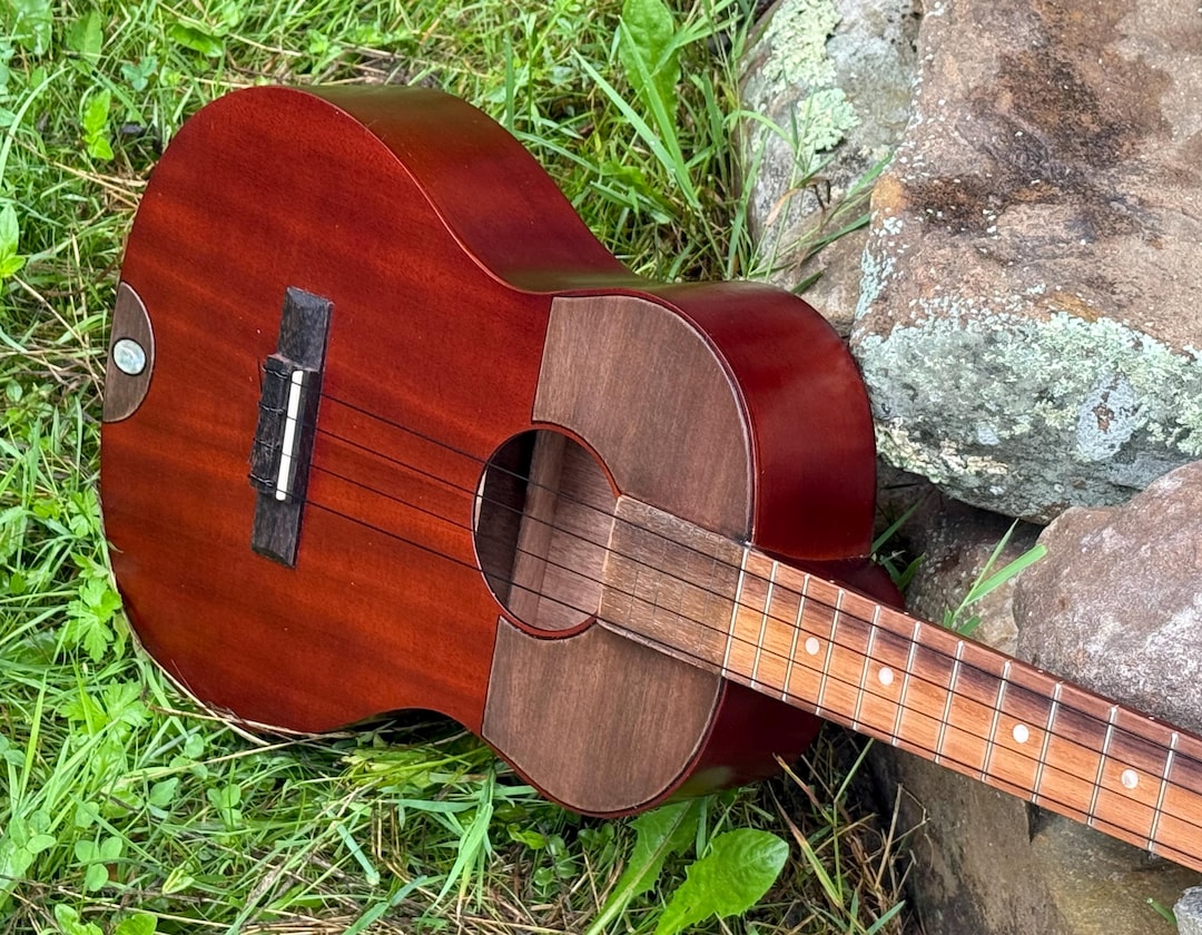 Venezuelan Cuatro/baritone Ukulele Hybrid- Walnut/abalone Design - Etsy