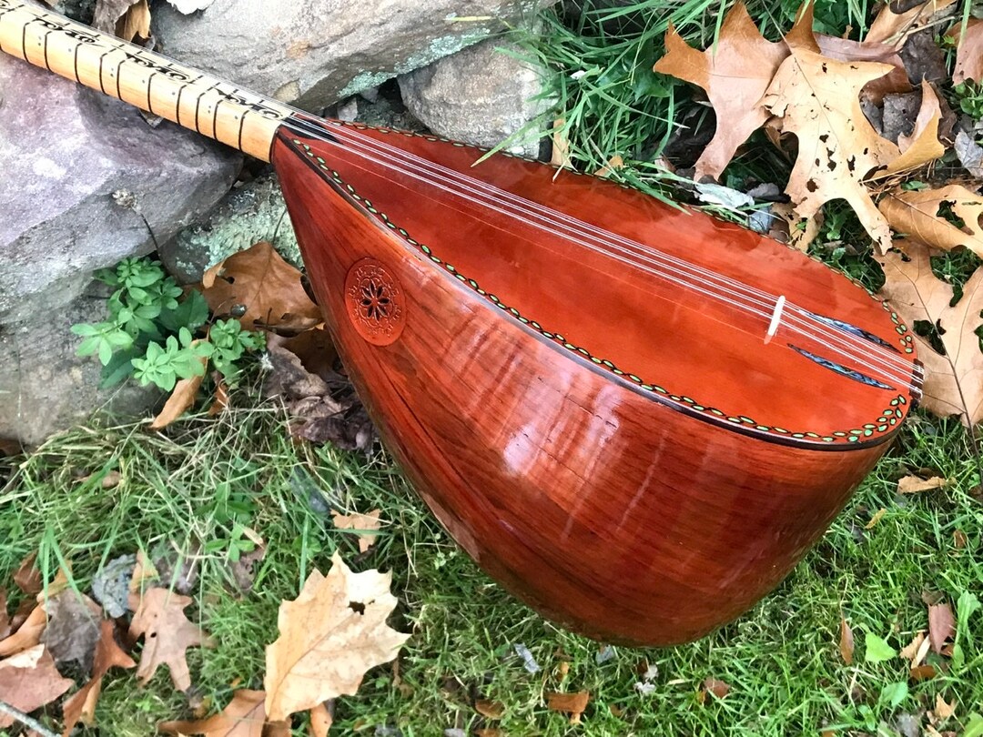 Baglama Saz: Abalone/olive Border Design, Dark Top - Etsy Australia