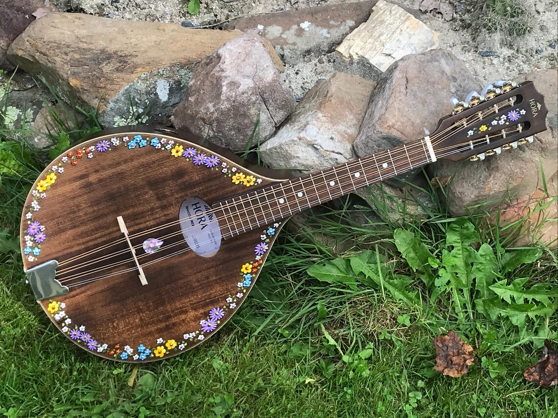 Mandola (dark)- Wildflower Border Design - Etsy