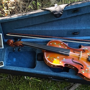 Custom-painted Violin or Viola: Daisy Vine Design - Etsy