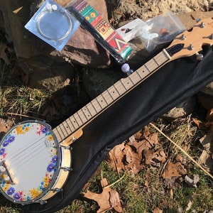 Mini Travel 5-string Banjo: Wildflower Meadow Design - Etsy