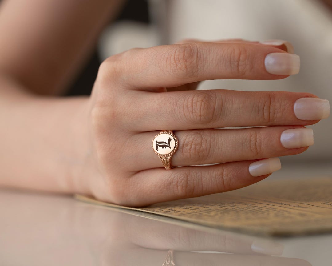 925 Silver Old English Font Signet Ring Personalized Vintage Gothic ...