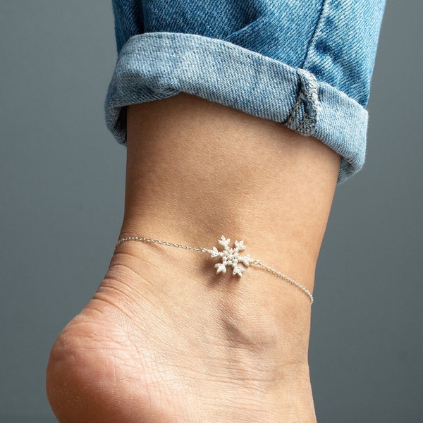 Snowflake Bracelet - Etsy
