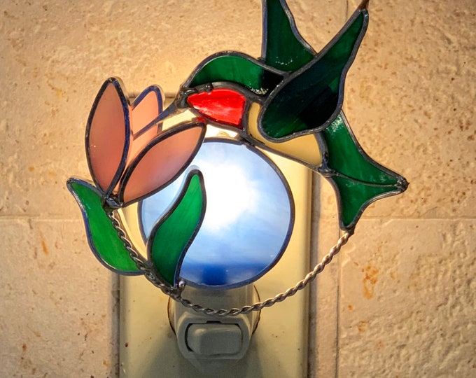 Stained Glass Hummingbird Night Light/6”x 4 1/2”w Hummingbird With ...