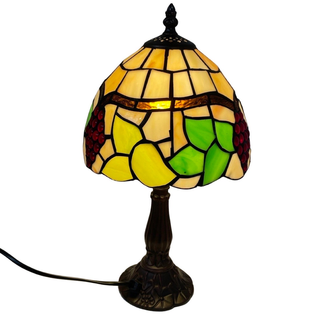 Tiffany Style Table Lamp - Stained Glass Shade and Decorative Base ...