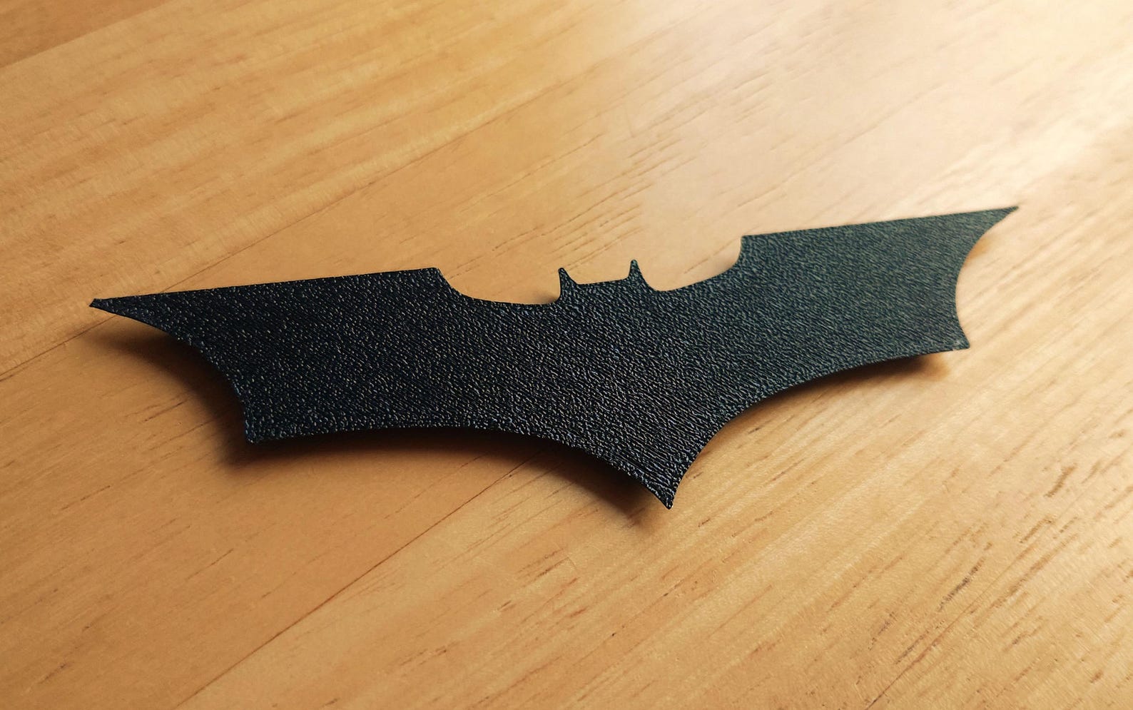 3D Printed Bat Emblem Prop Set – Matte Black Cosplay Accessory - Etsy