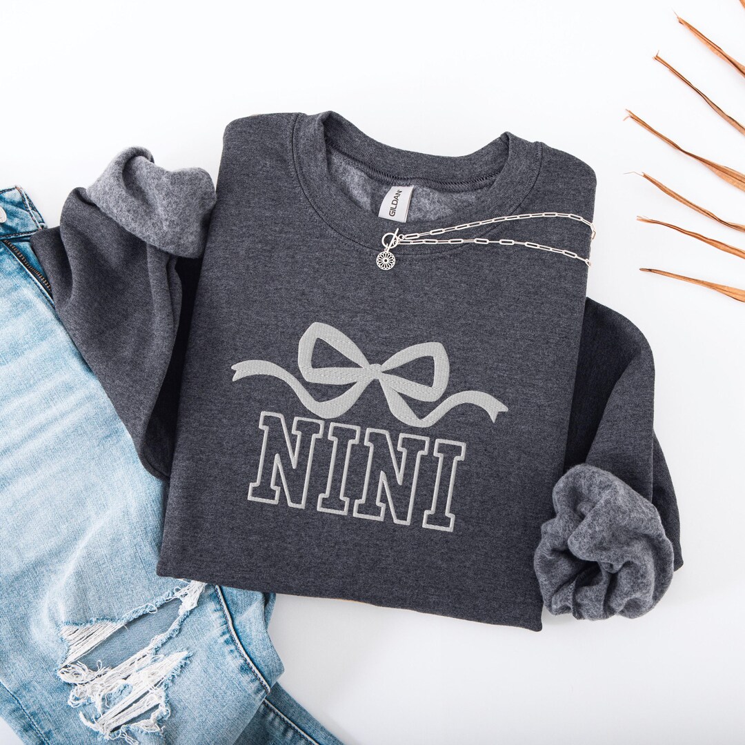 Nini Sweatshirt With Bow | Cute Aesthetic Pullover | Crewneck ...