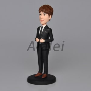 Custom Bobblehead Male Happy Graduate College Graduate Custom - Etsy