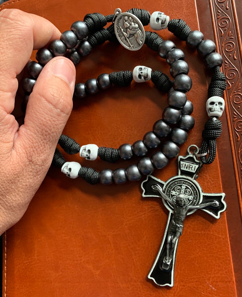 Skull Catholic Rosary Memento Mori W/black to Gray CCB 10mm - Etsy