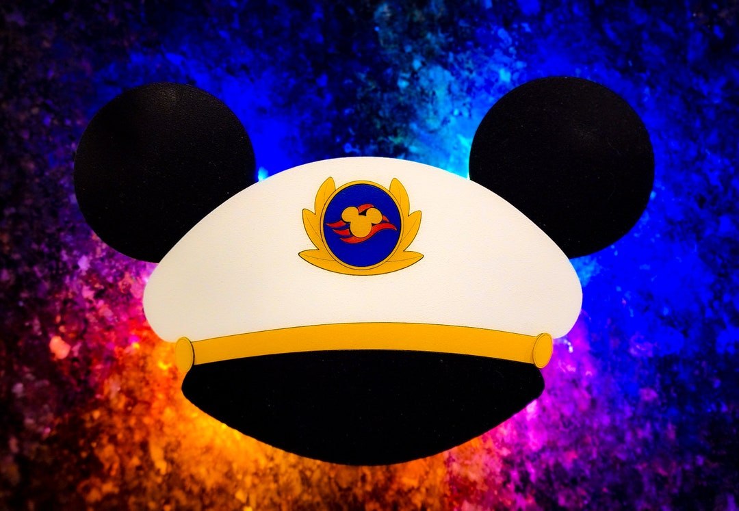 Customized Wooden Light up Captain Mickey and Minnie Hat Magnets ...