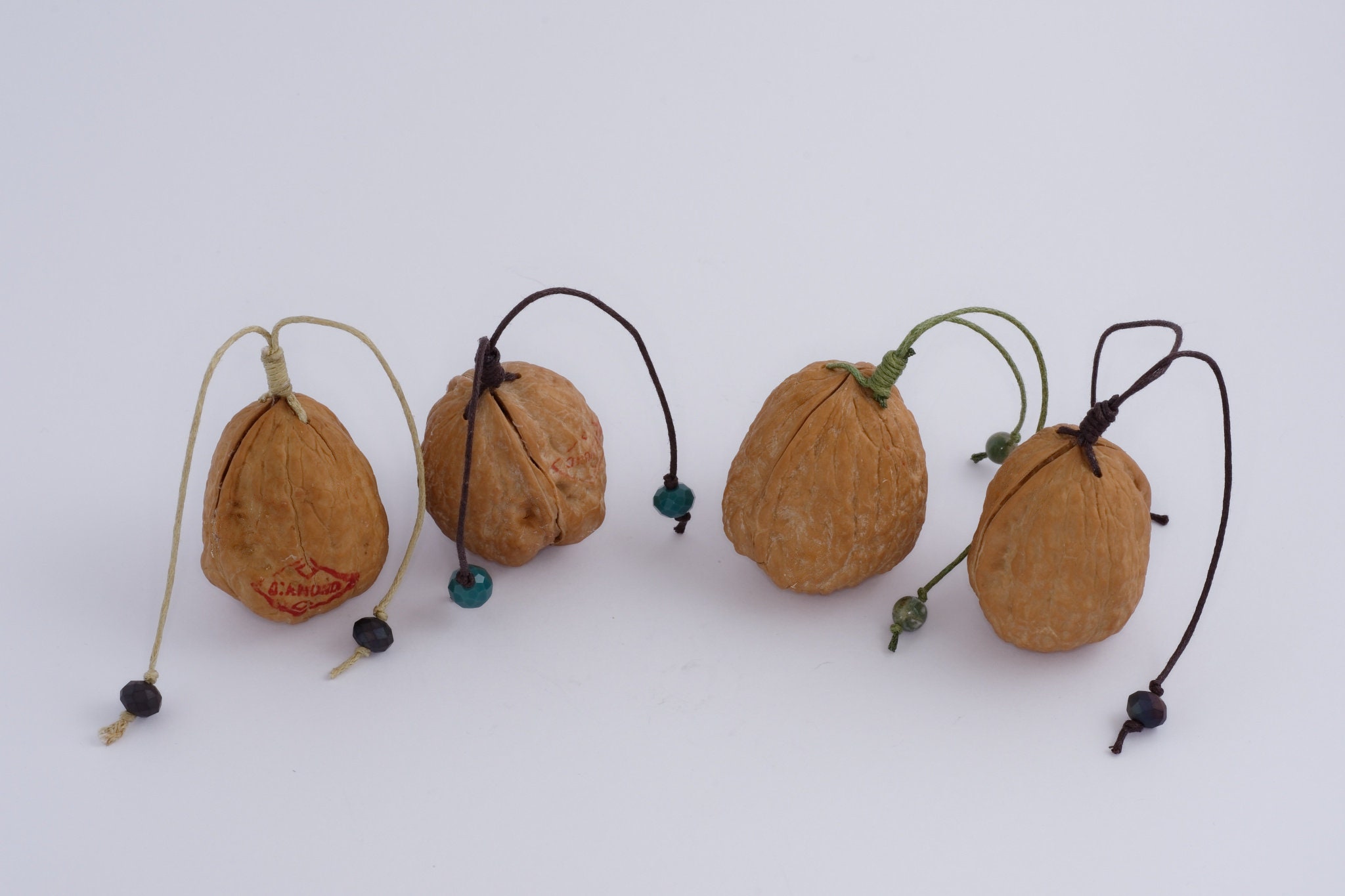 Walnut Shell Box, Cute Walnut Shell,case,walnut Box, Walnut Trinket Box ...