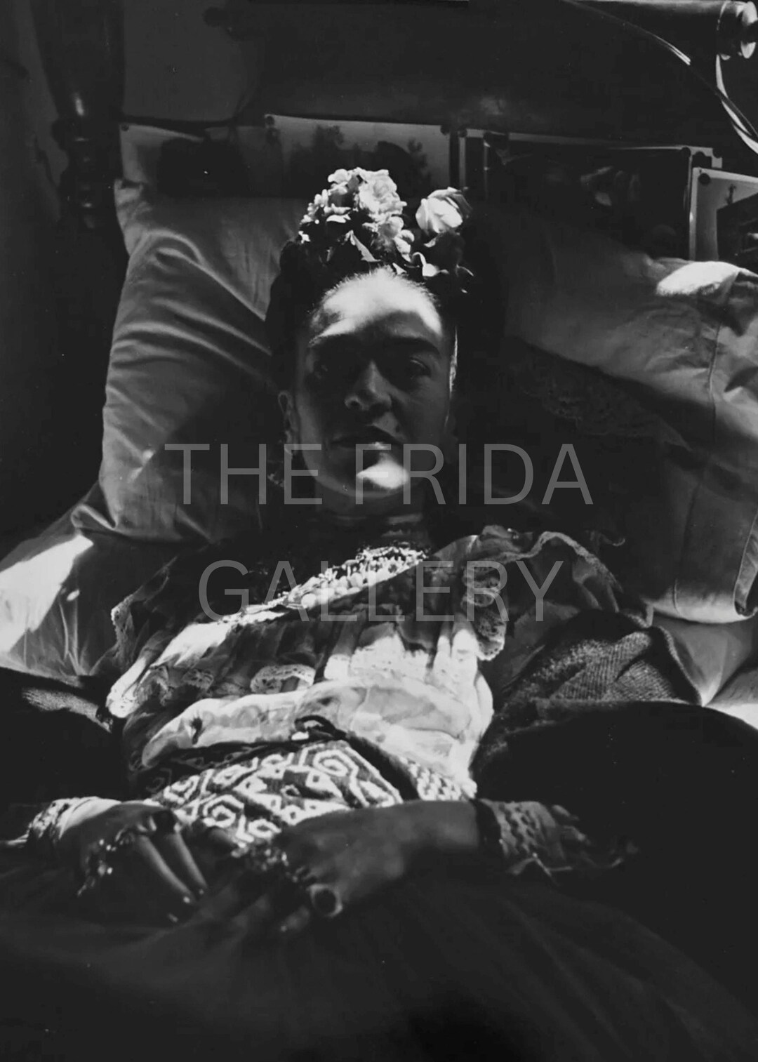 Frida Kahlo Shadowed in Bed Photo Print Frida Kahlo Art Print Decor Mexican Mexico Art Decor ...