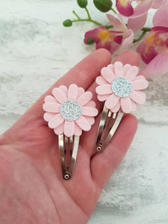 Pink Daisy Clips Girls Hair Clips Hair Accessories Toddler Clips Fringe Clips Flower Hairbows Hair Slides Baby Girl Hair Clips Etsy UK
