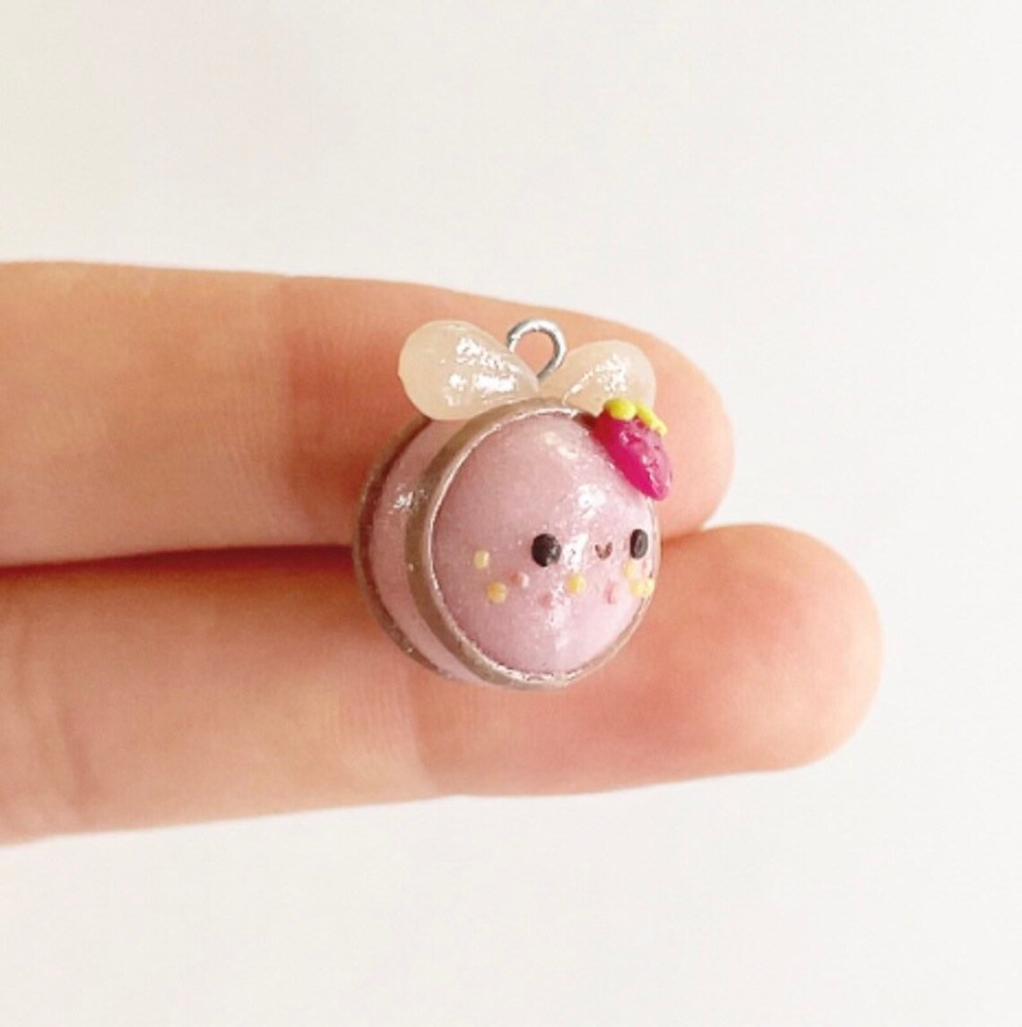 Cute Strawberry Bee Charm/ Polymer Clay Charms / Artwallyuni | Etsy