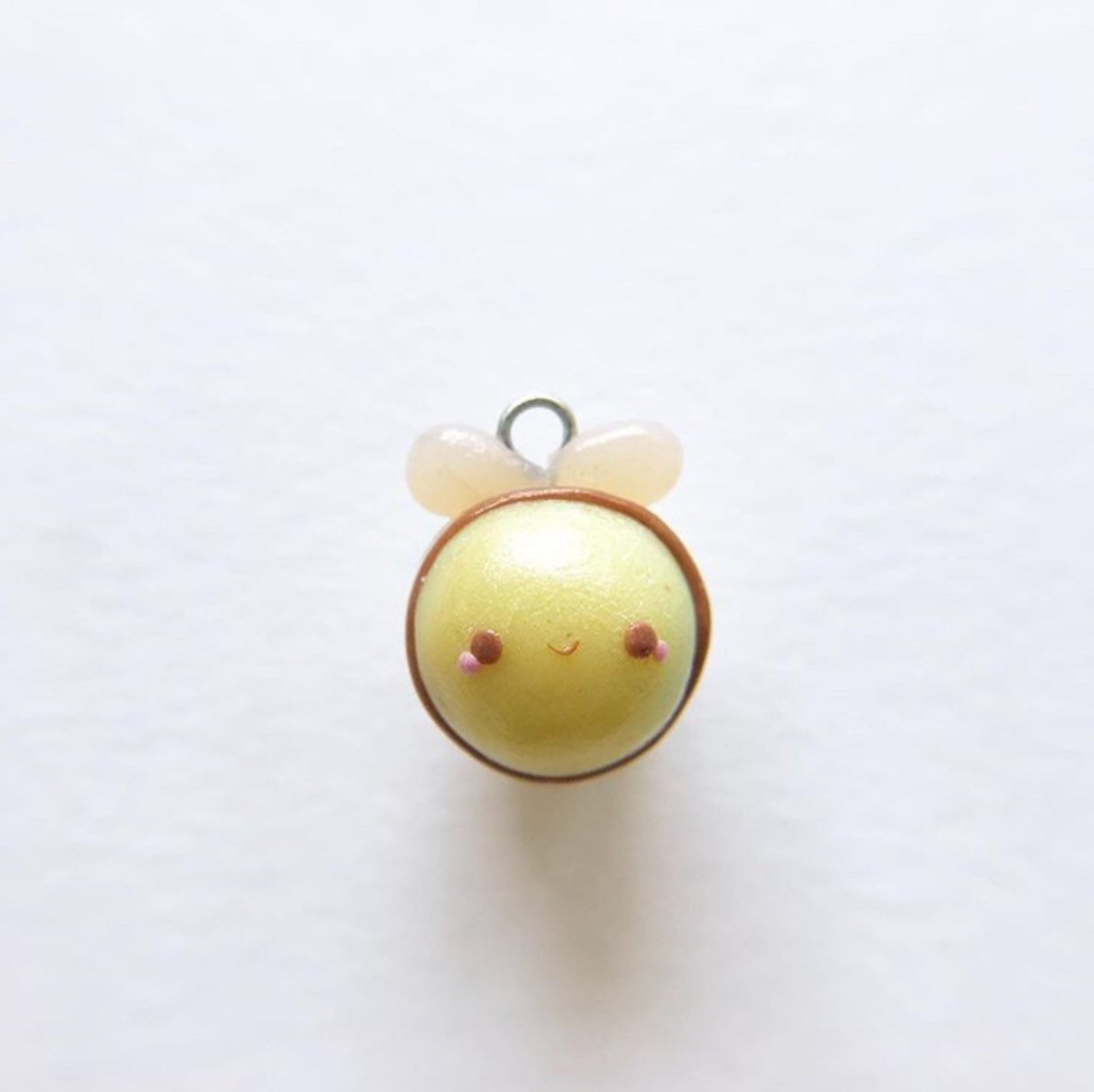 Cute Bee Charm / Polymer Clay Charms/ Artwallyuni - Etsy