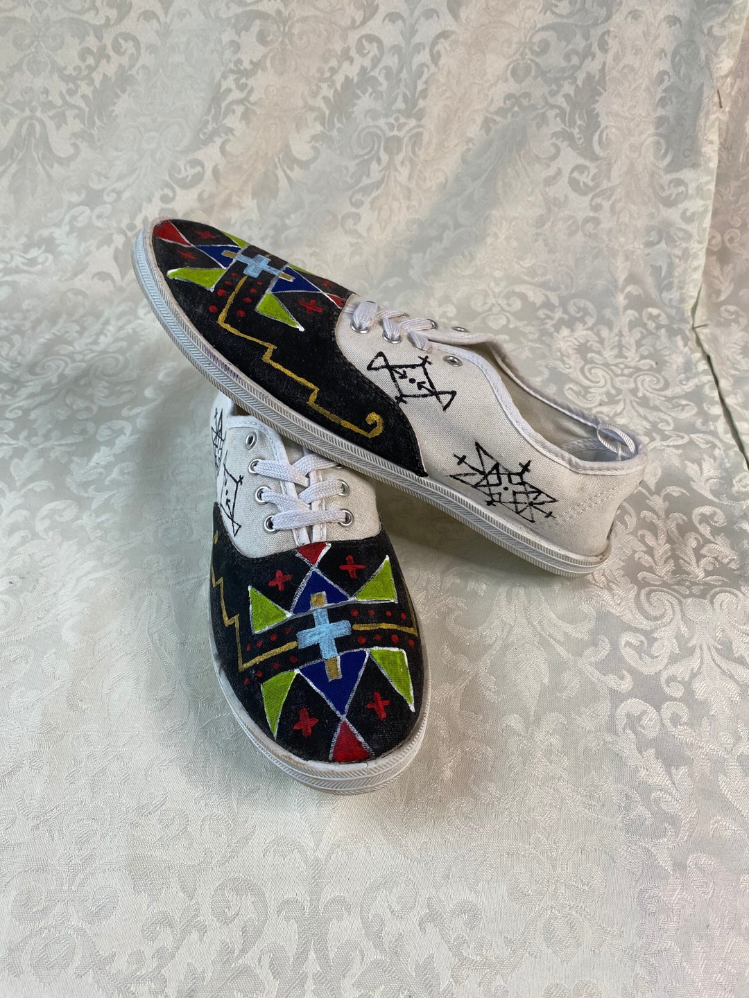 Geometric Design Painted Shoes - Native American Ledger Art - Etsy