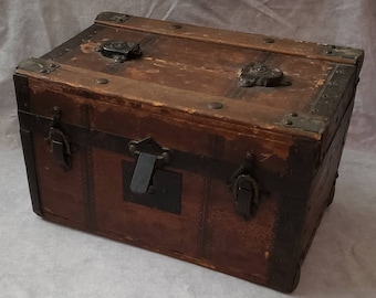 Antique Toy Chest - Etsy