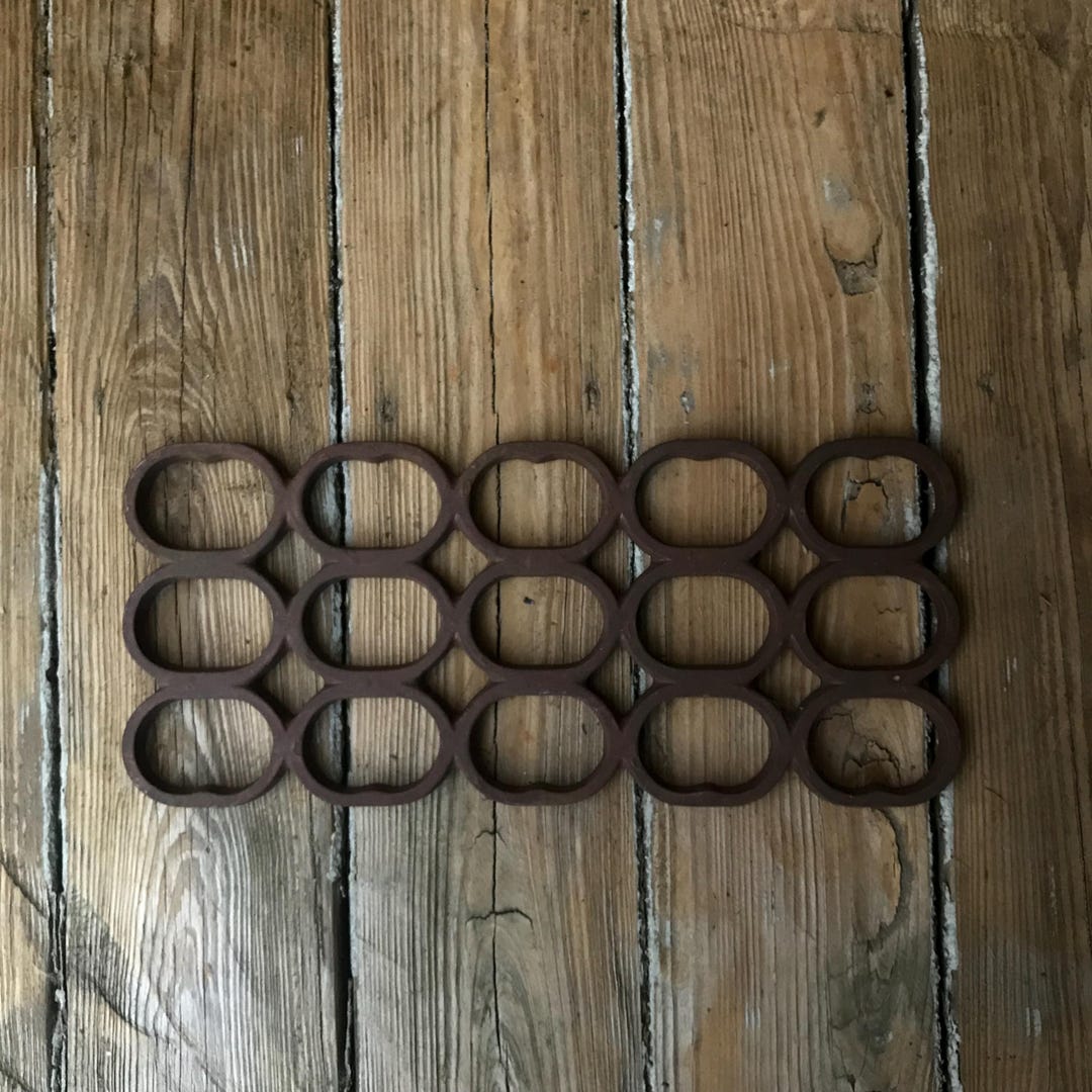 Cast Iron Wall Hanging Atomic or Art Deco Style Repeating Ovals ...