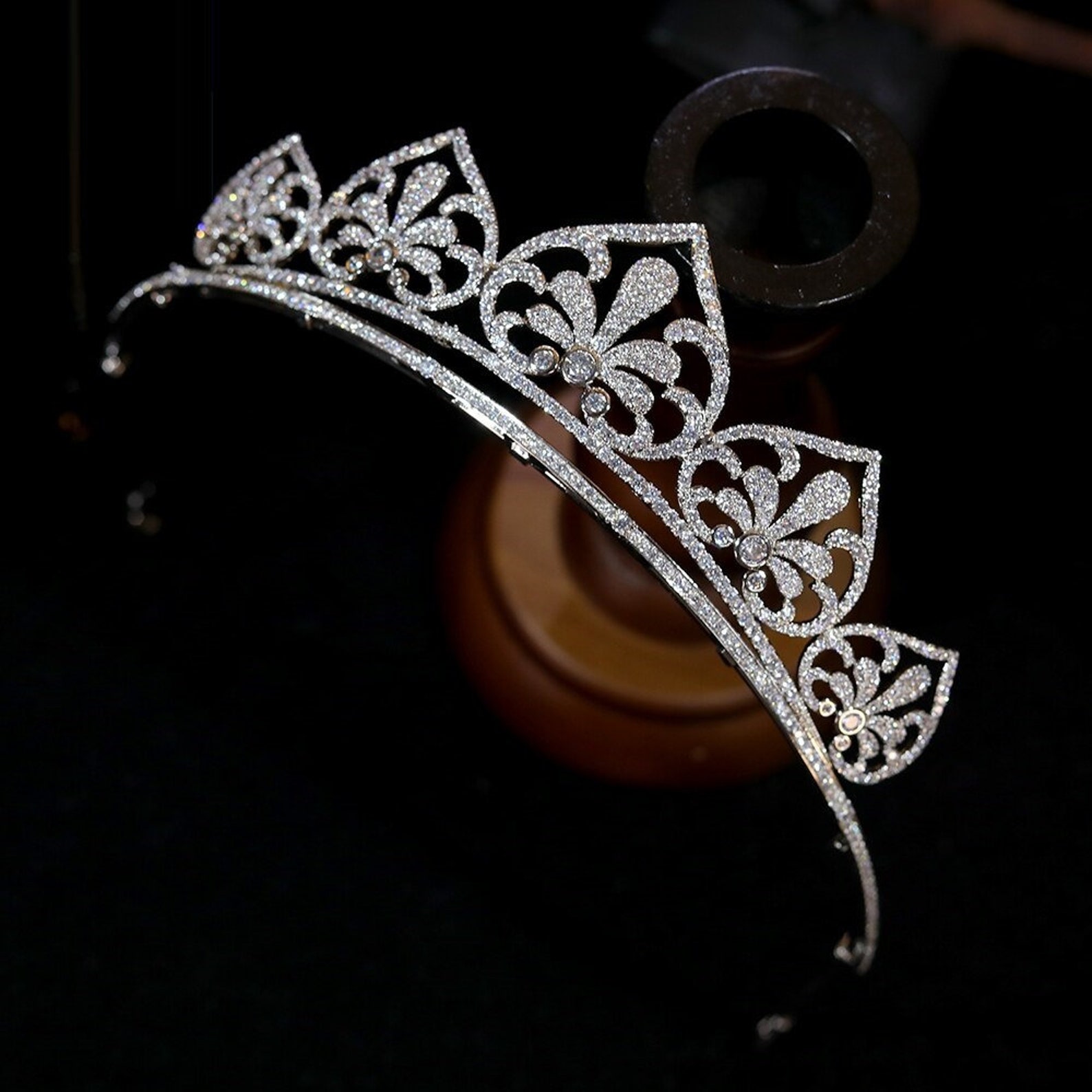 CINDY Stunning Art Deco Princess Crown Wedding Tiara - Etsy