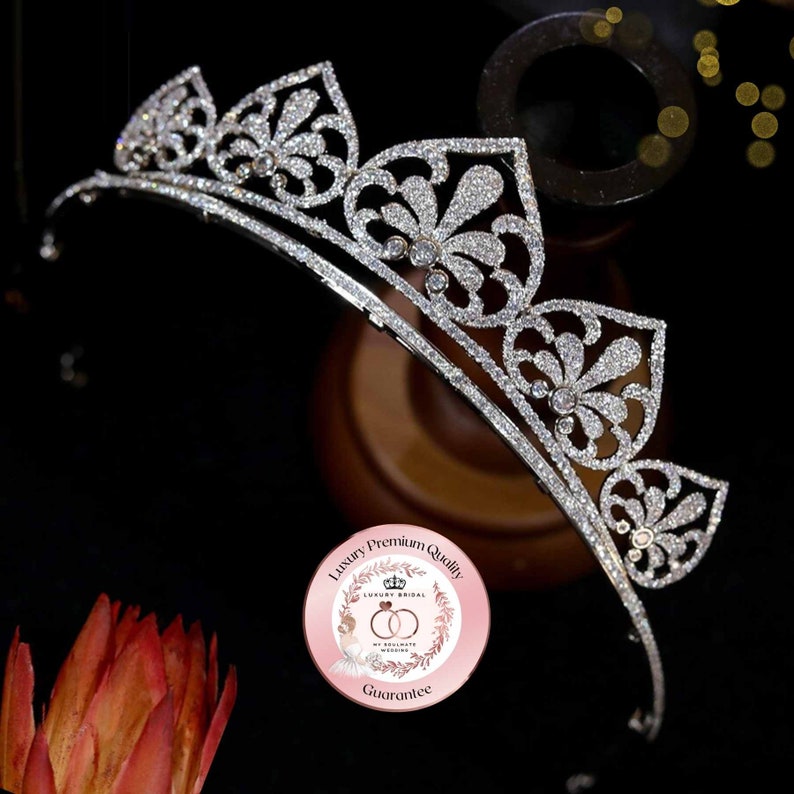 CINDY Stunning Art Deco Princess Crown Wedding Tiara - Etsy