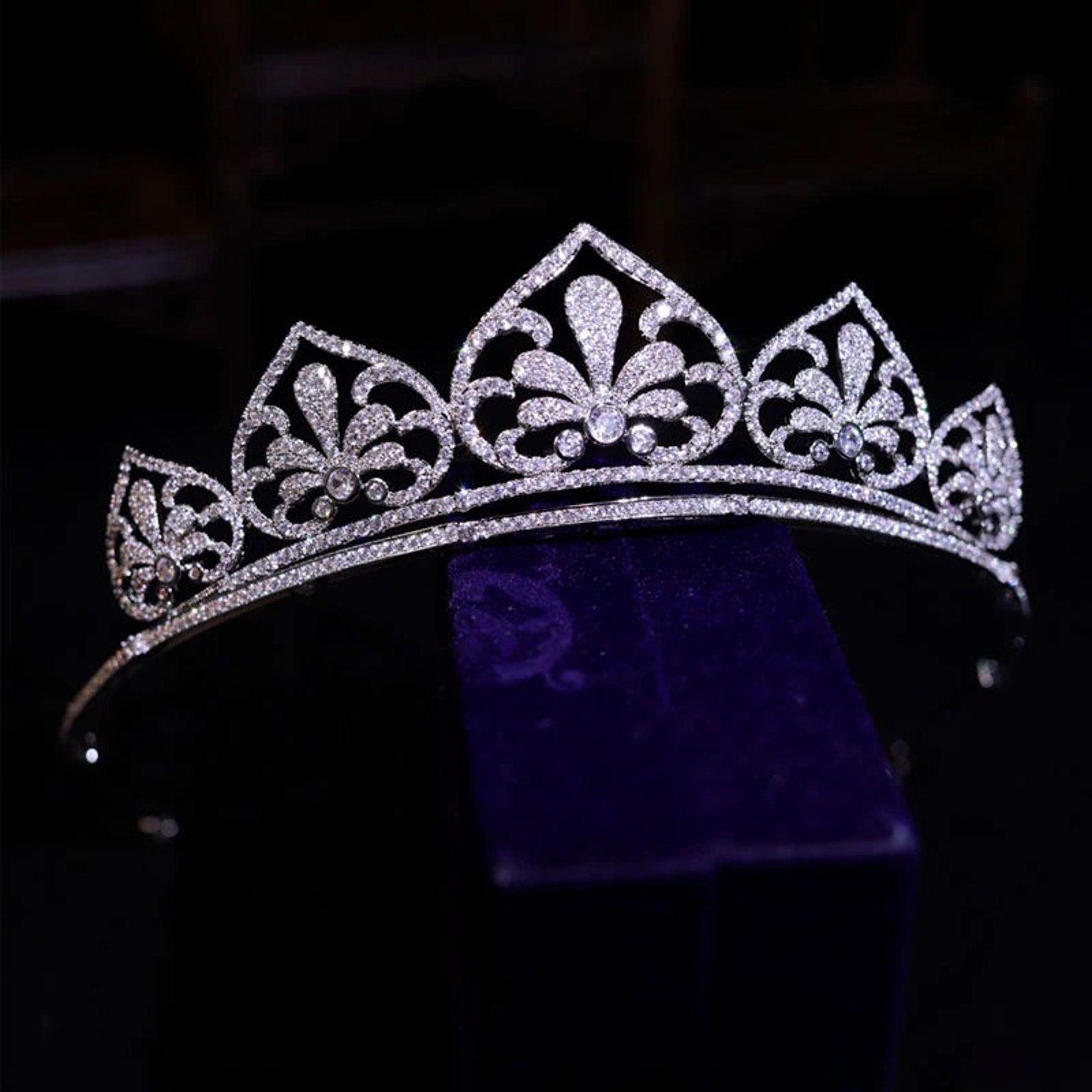 CINDY Stunning Art Deco Princess Crown Wedding Tiara - Etsy